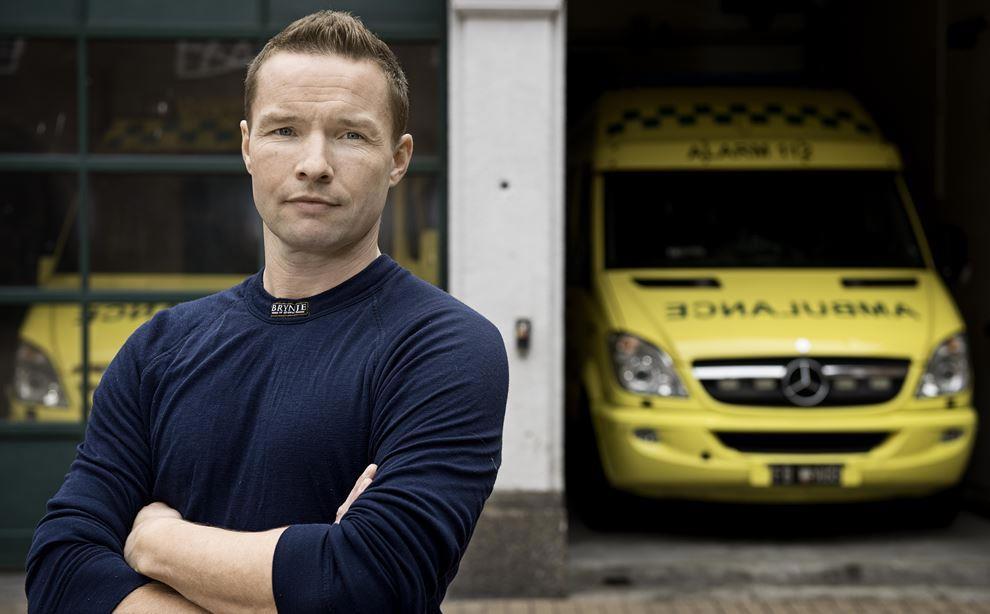 Redder vil sende overskydende ambulancer til Ukraine